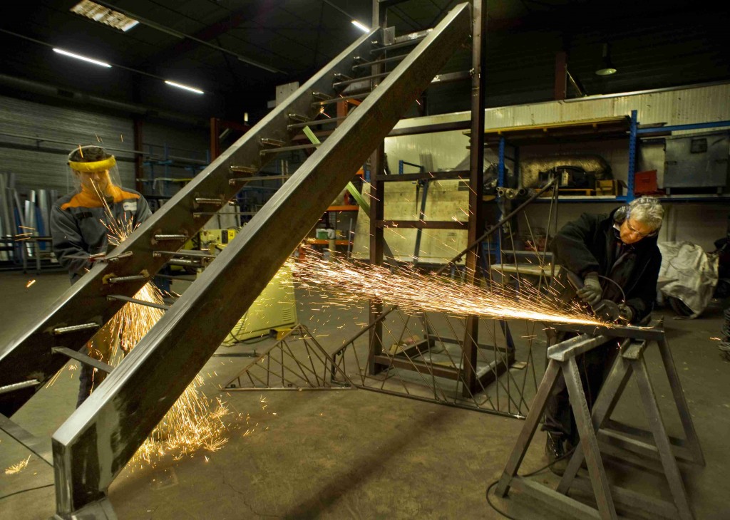 meulage escalier - Your Steel